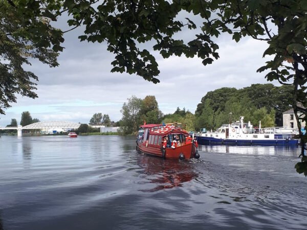 Lough Ree/Hodson Bay Cruise - Féile Cheoil Larry Reynolds